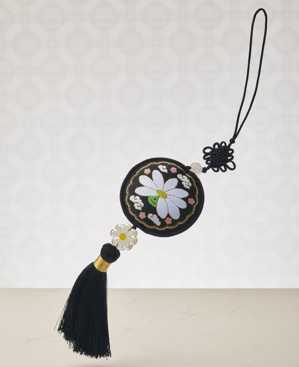 G-DRAGON - [ZO&FRIENDS K-EDITION] (OFFICIAL MD ANNE Tassel Keyring ...
