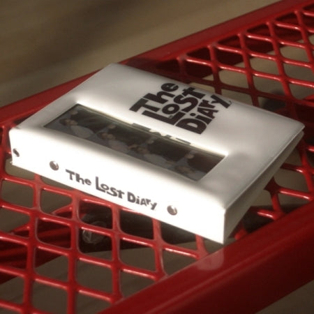 UNE - [The Lost Diary] (Mini USB Album) – kpopalbums.com